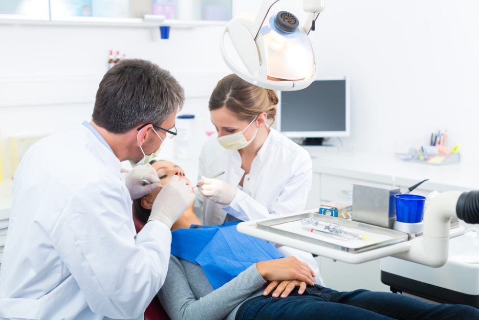 7 Practical Tasks Dental Assistants Perform in the Workplace